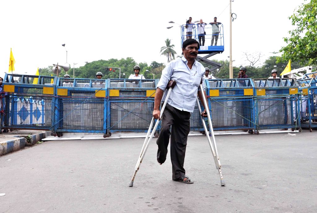 Physically handicapped people's law violation programme