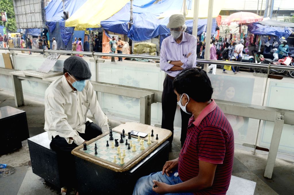 For 8 to 80, Gariahat flyover underbelly melting pot of Kolkata chess nerds