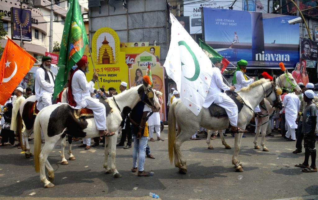 Kolkata : Muslim devotees take part in a religious procession on the ...