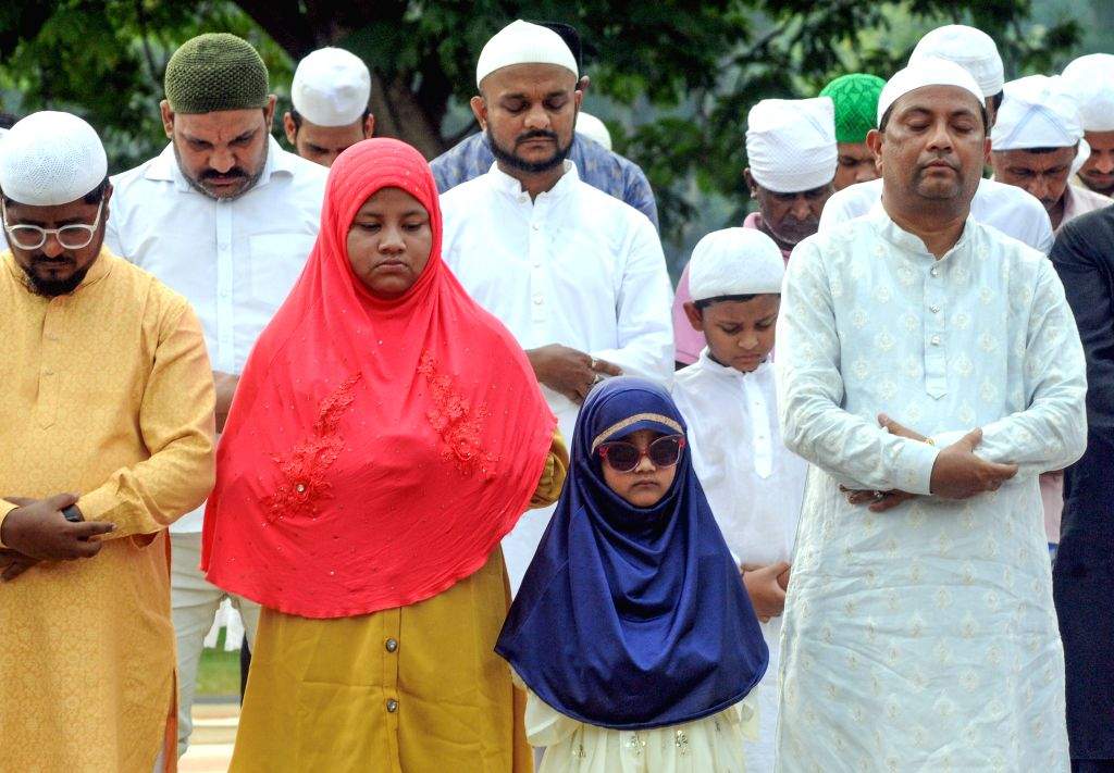 Kolkata : Muslims offer 'namaz' on the occasion of Eid al-Adha at Red Road