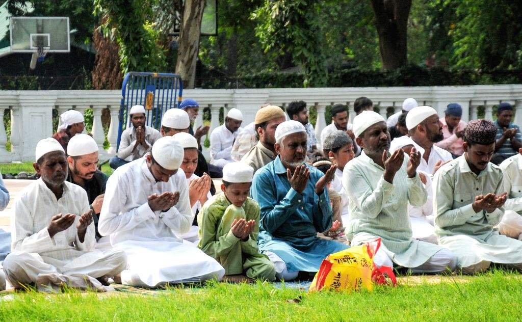 Kolkata : Muslims offer 'namaz' on the occasion of Eid al-Adha at Red Road