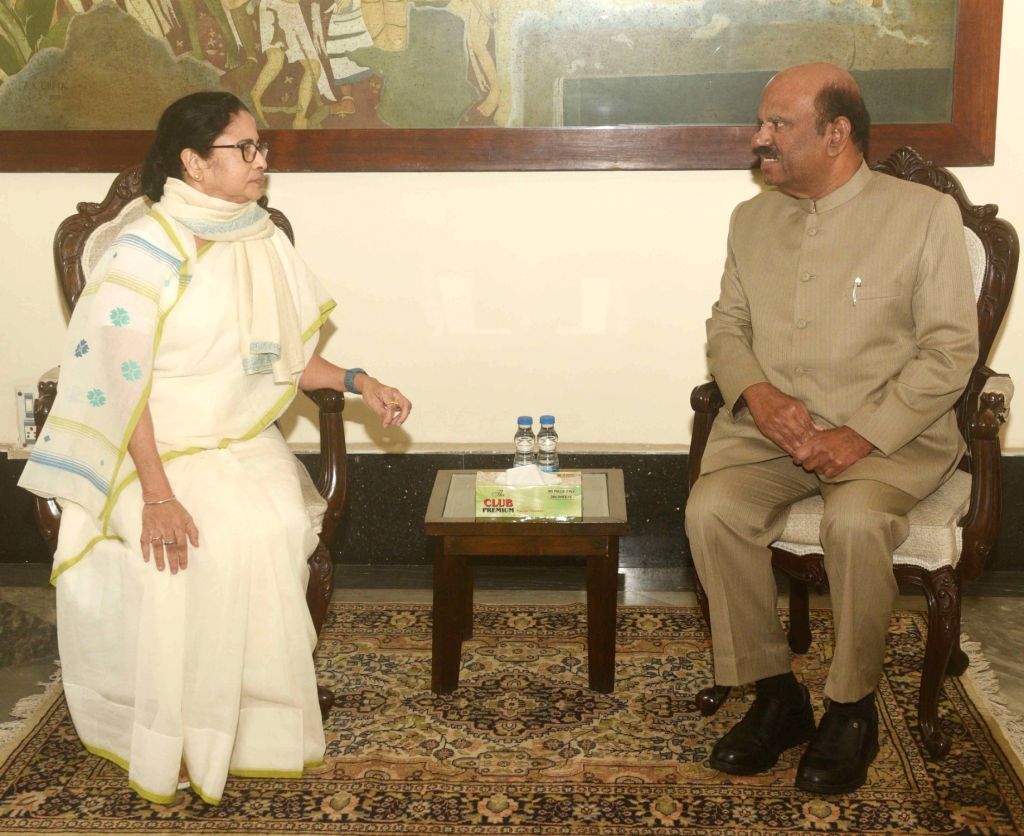 :Kolkata:Newly appointed West Bengal governor C.V.Ananda Bose meeting ...
