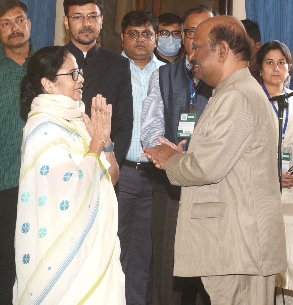 :Kolkata:Newly appointed West Bengal governor C.V.Ananda Bose exchanges ...