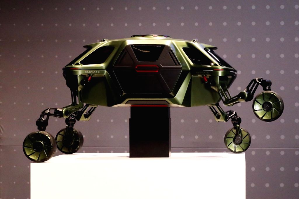 Las Vegas: Hyundai Motor's 'walking car' on display