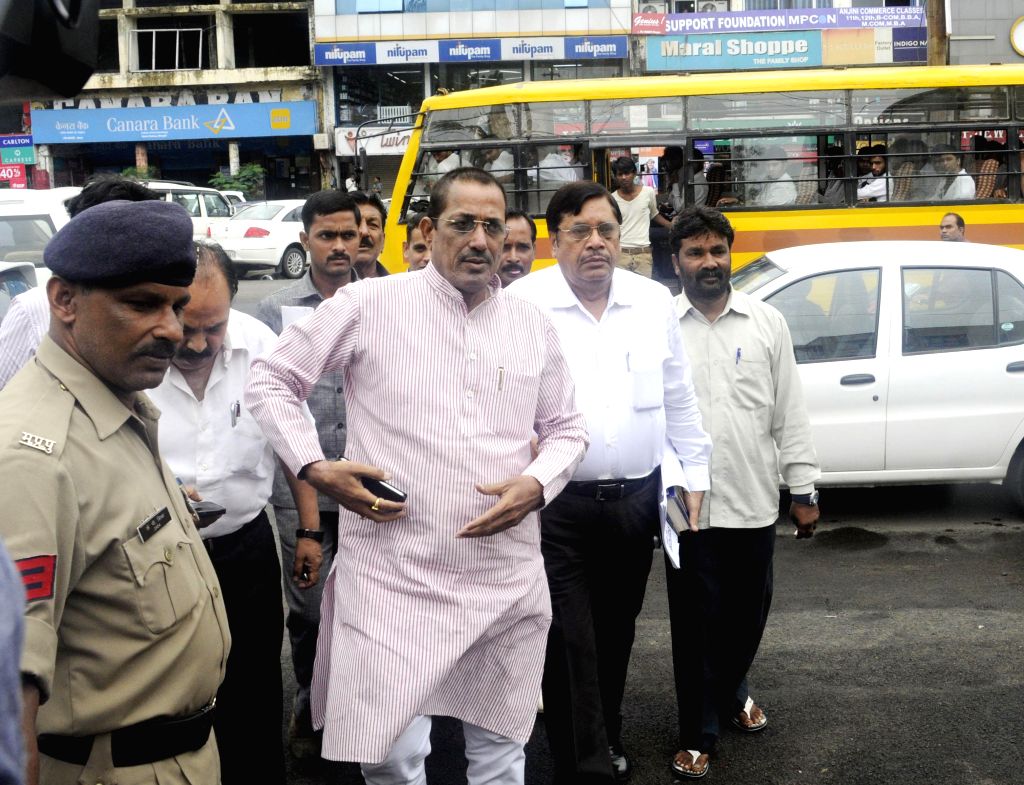 Satyadev Katare lodges complaint against MP Govt.