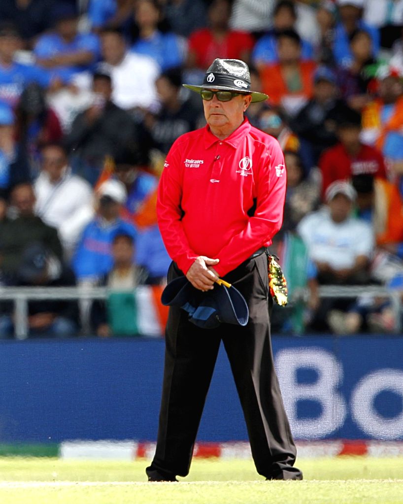 The time is right to stand down from the middle: Ian Gould
