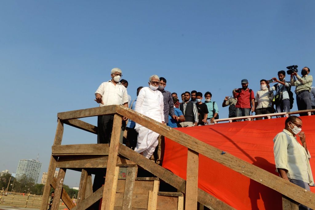 Kolkata : Left Front Chairman Biman Basu along with party leader Sujan ...