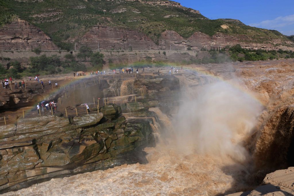 CHINA-SHANXI-LINFEN-HUKOU WATERFALLS
