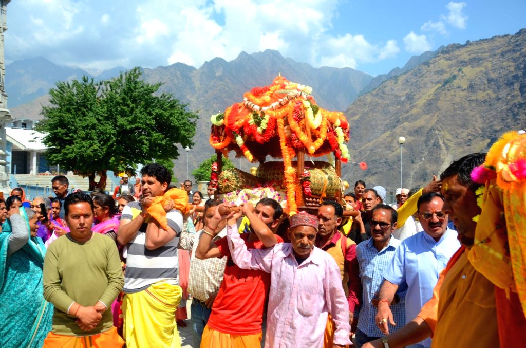 : Joshimath: Lord Badrinath's Doli (palanquin) being taken to Badrinath