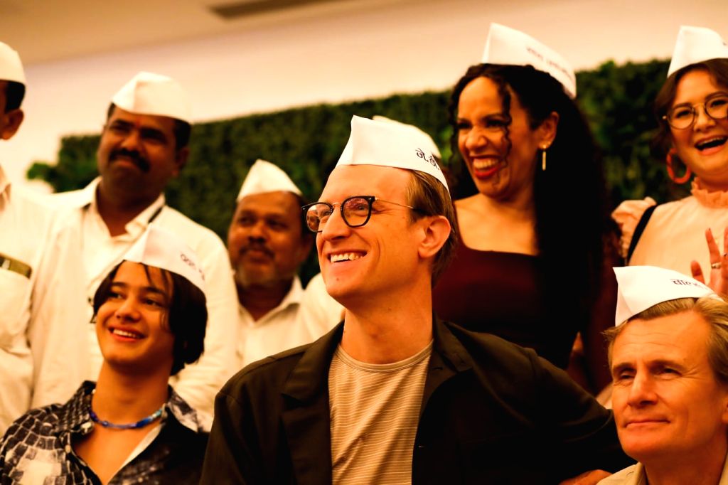 'LOTR' series team click pictures at Gateway of India
