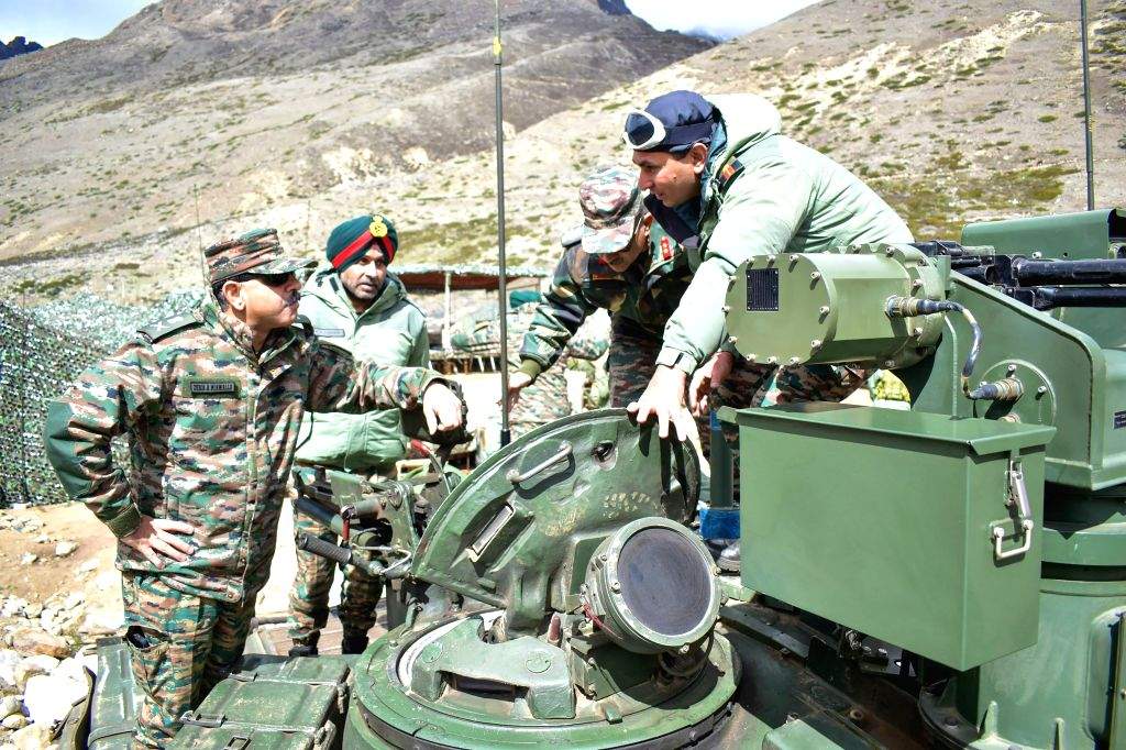 Lt Gen Zubin A Minwalla reviews troops in North Sikkim