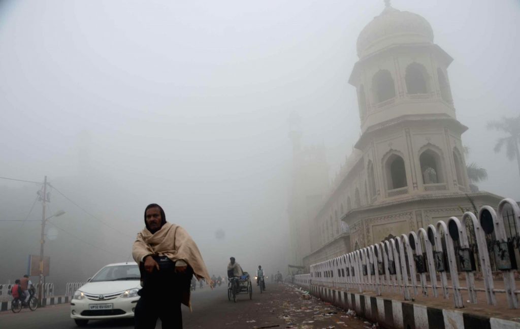 Dense fog cover over Lucknow
