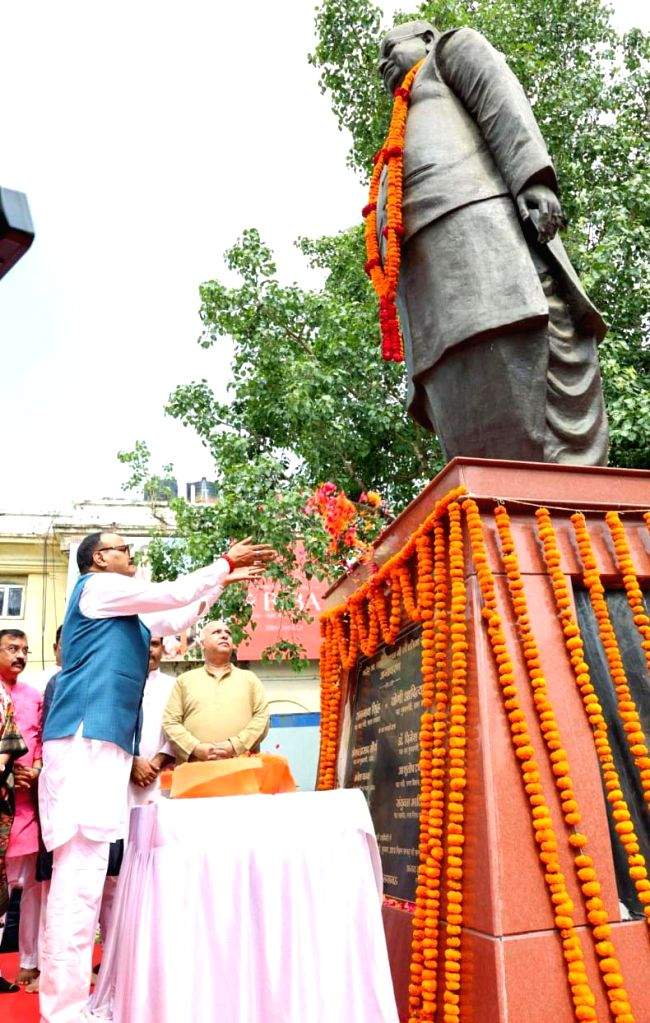 Tribute to Lalji Tandon