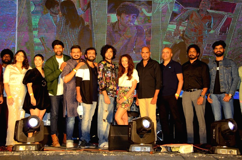 Maa VInta Gaadha Vinumaa Movie Pre Release function