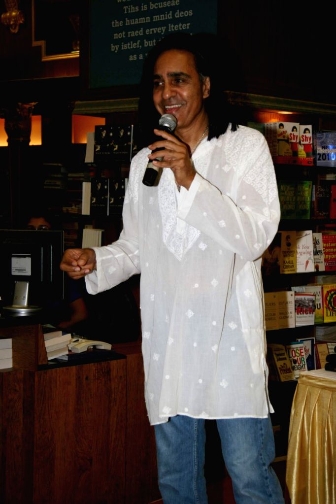 Made in India Biddu's book launch at Landmark.