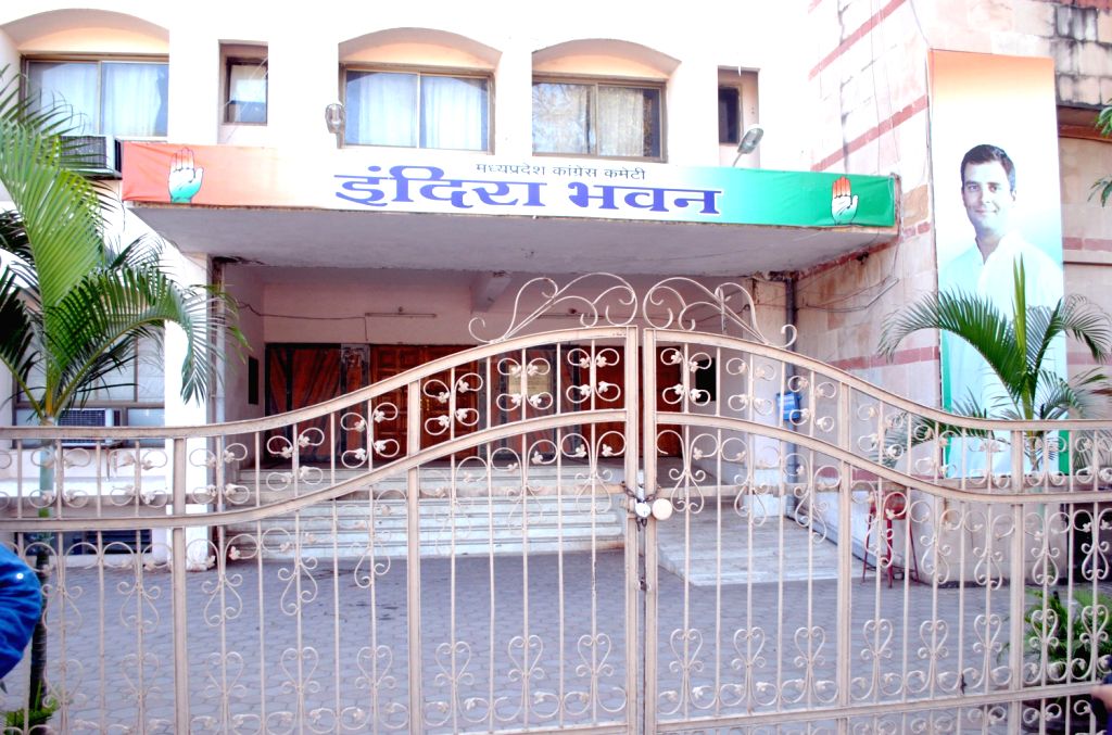 Madhya Pradesh Congress headquarters remains locked after assembly ...
