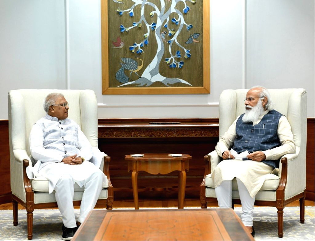 Free Photo: Madhya Pradesh Governor Mangubhai Patel calls on Prime ...