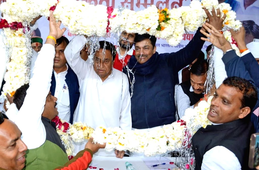 : Bhopal: Madhya Pradesh State President Kamal Nath being felicitated ...
