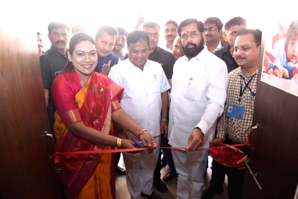 After woman MLA attends session with infant, Maha Legislature gets ...