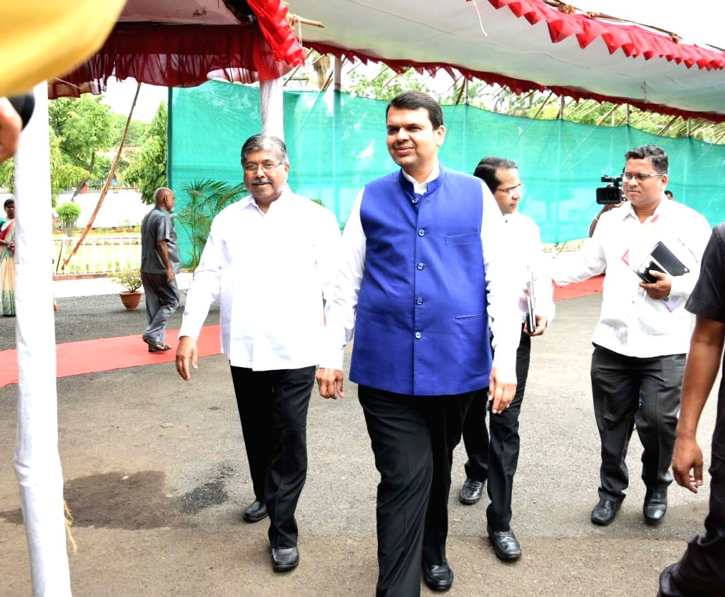 Devendra Fadnavis arrives at Maharashtra Assembly