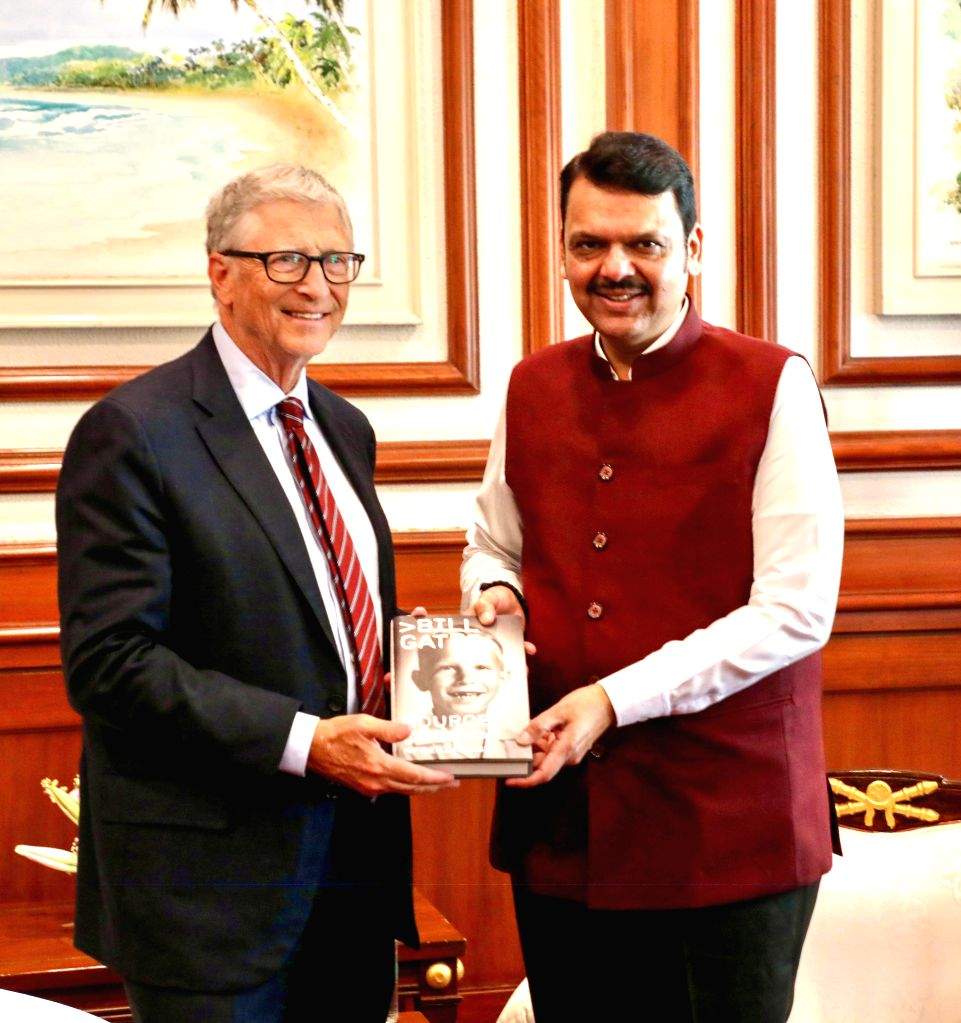 Maharashtra CM Devendra Fadnavis meets Microsoft co-founder Bill Gates