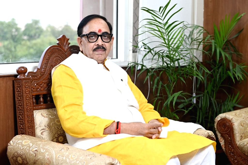Corona battle: Even Yogi's critics have praised him, says Pandey