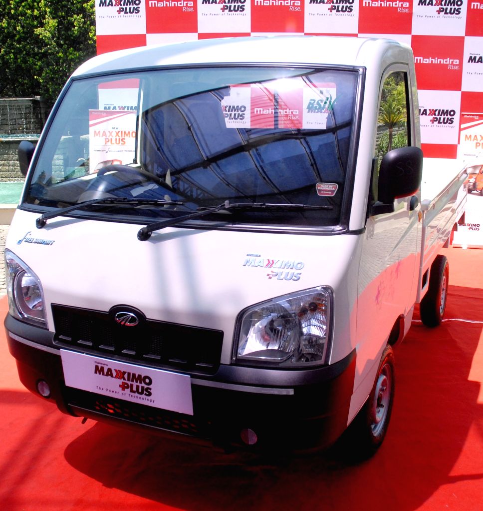 Maxximo Plus Logo Bosch Spin On Oil Filter For Mahindra Maxximo Plus,