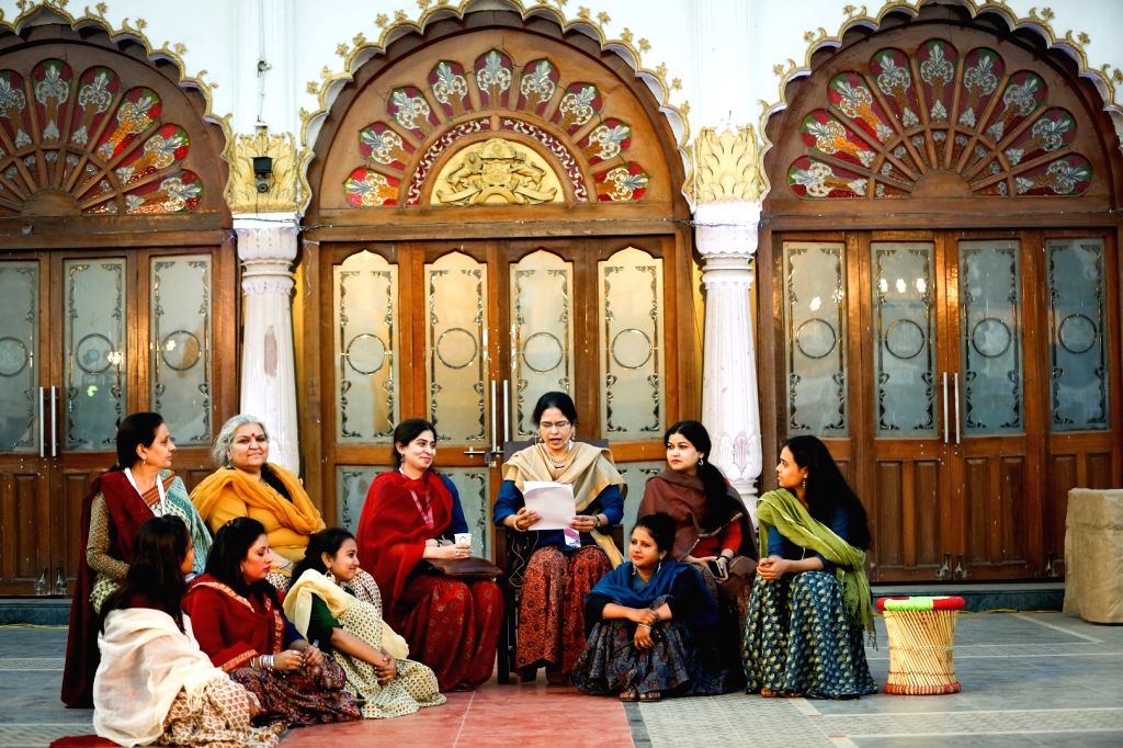Free Photo : Mahindra Sanatkada Lucknow Festival