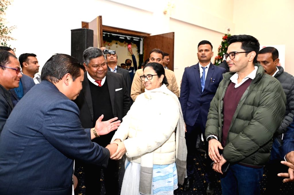 Free photo : Mamata assures launching party's flagship scheme in Meghalaya