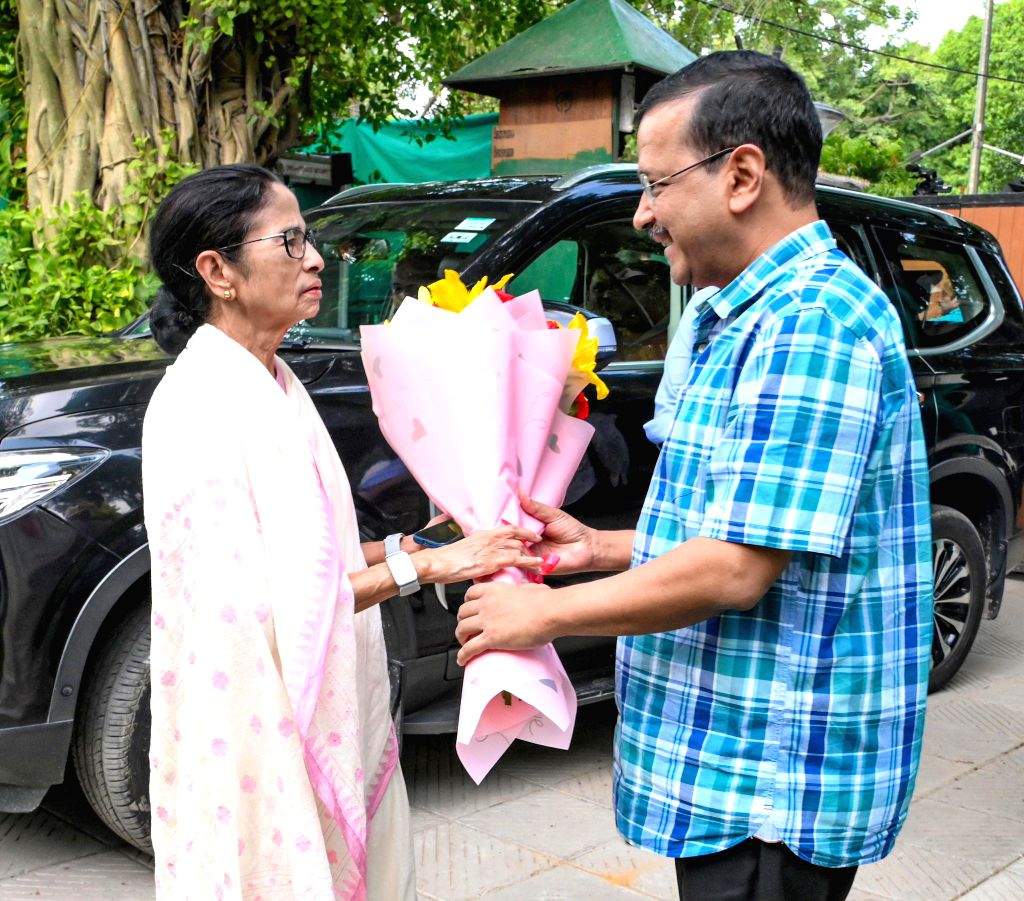 Mamata Banerjee, Abhishek Banerjee Meet Arvind Kejriwal