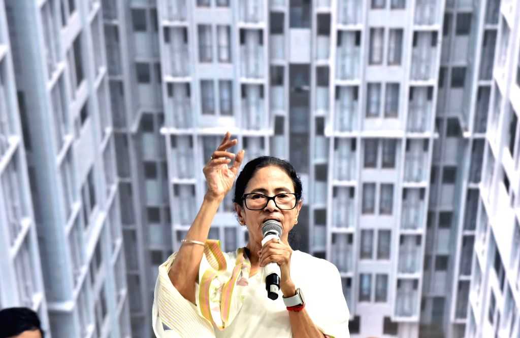 Mamata Banerjee Inaugurates Housing and Infrastructure Projects