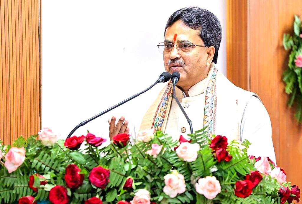 Manik Saha Attends Felicitation Ceremony at Patna Dental College