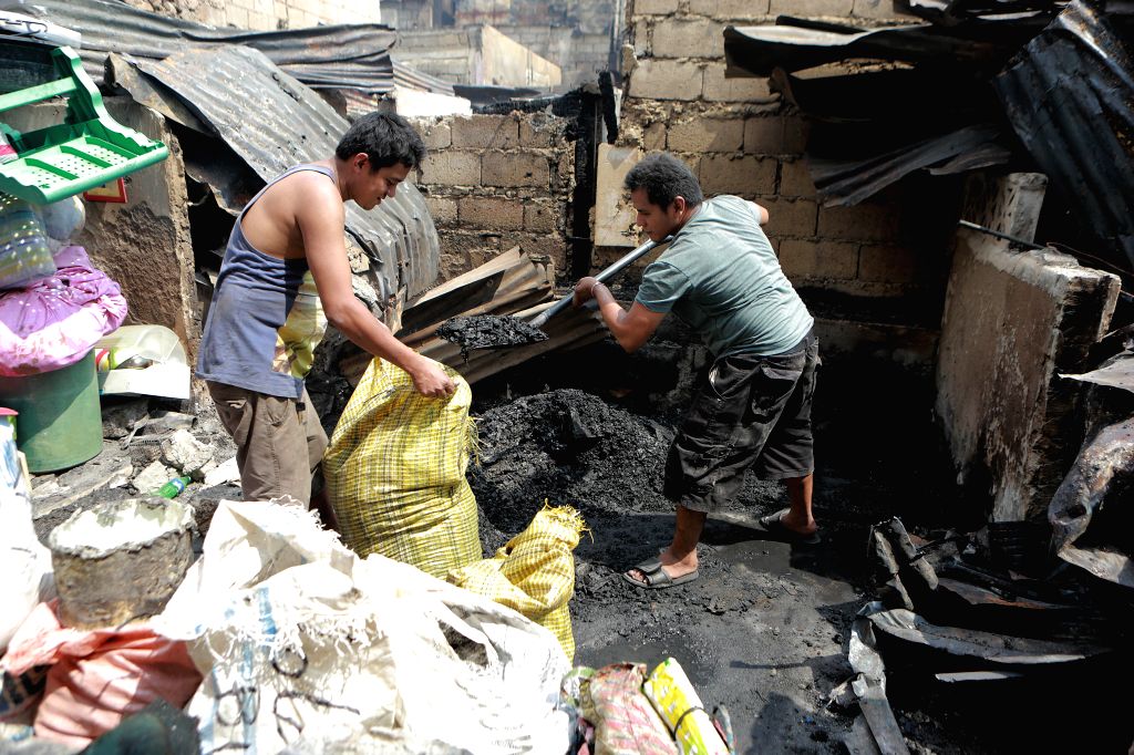PHILIPPINES-MANILA-SLUM AREA FIRE-AFTERMATH