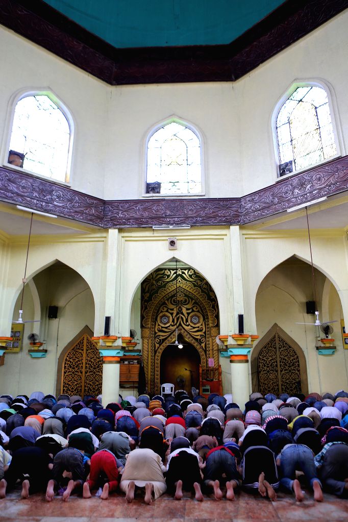 PHILIPPINES-MANILA-FIRST DAY OF RAMADAN