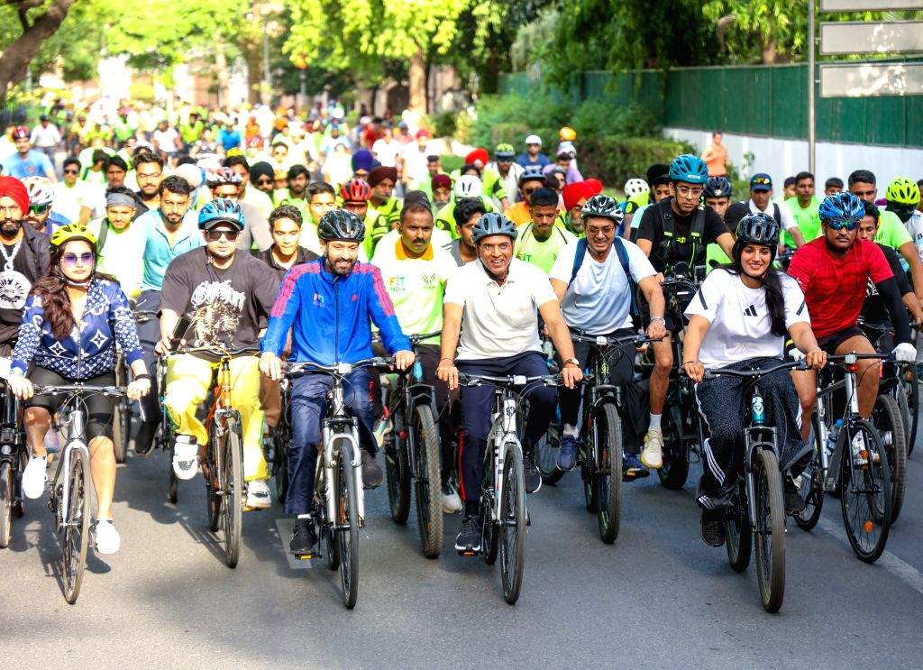 Mansukh Mandaviya Celebrates World Bicycle Day