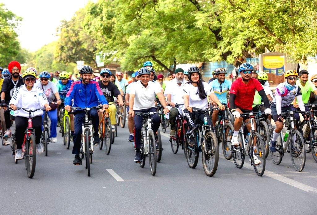 Mansukh Mandaviya Celebrates World Bicycle Day