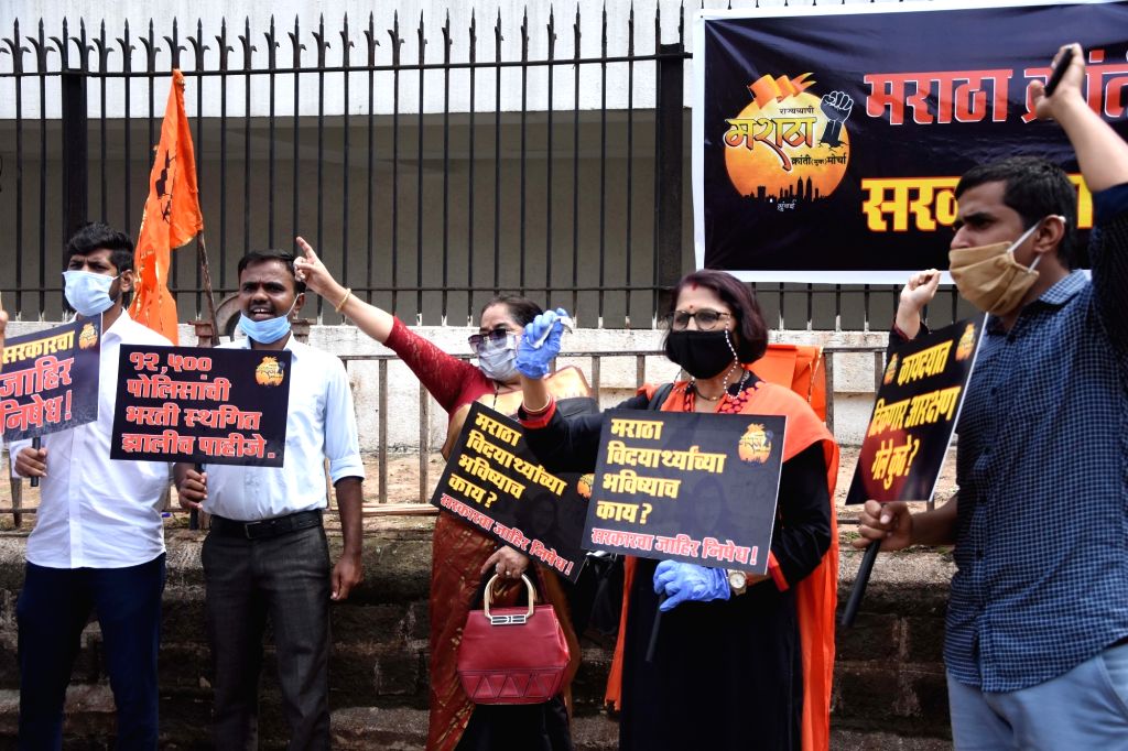Maratha Caste Community people protests for Education and Government ...