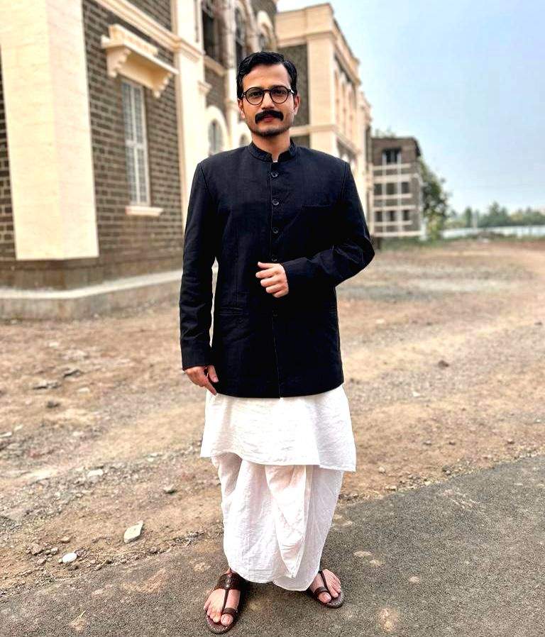 Marathi actor Ashutosh Kulkarni roped in to play Krishna Bihari ...