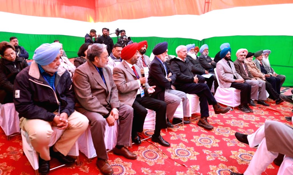 March against politics of fear and hatred, says Rahul Gandhi