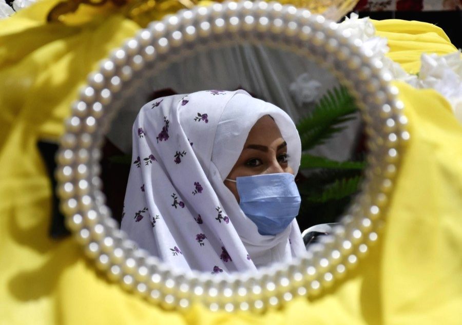 Nothing can do us apart"82 Afghan couples tie knot in collective ...