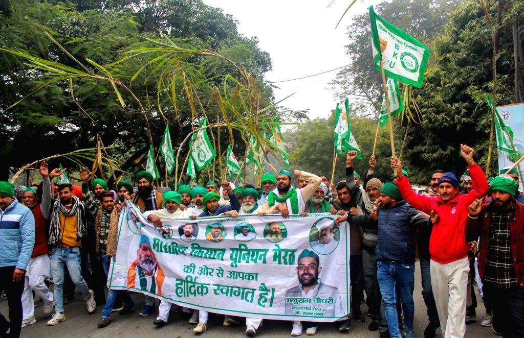 Meerut : Members of Bharatiya Kisan Union take out a protest rally