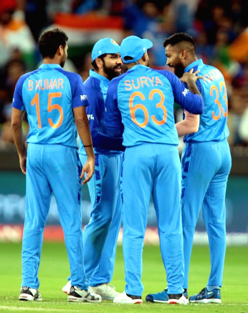 Melbourne : India's Hardik Pandya congratulated by teammates after ...