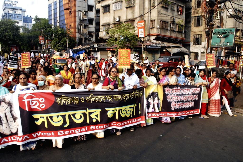 Kolkata : All India Democratic Women's Association(AIDWA) activists ...