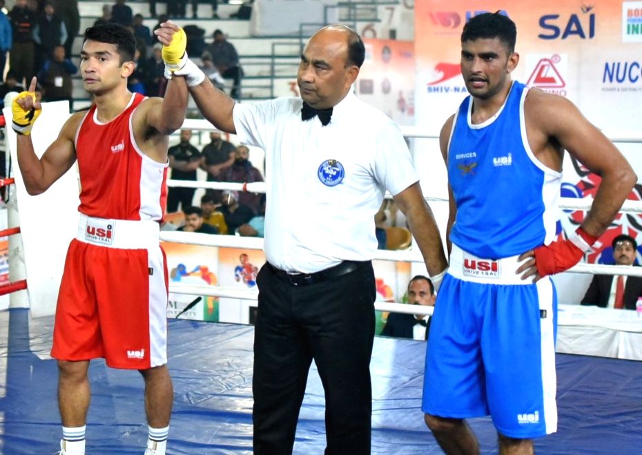 Free Photo : Men's National Boxing: Shiva Thapa cruises into final ...