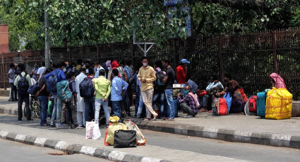 Migrant workers going to their native place during the second week ...