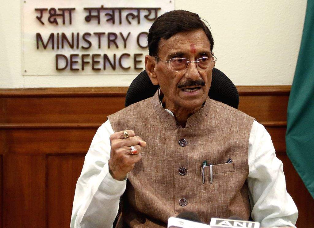 Minister of State for Defence Ajay Bhatt Flags Off Joint Expedition