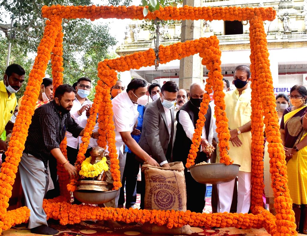 :Bengaluru:MLAs Ravi Subramanya, Uday Garudachar, BBMP Commissioner ...