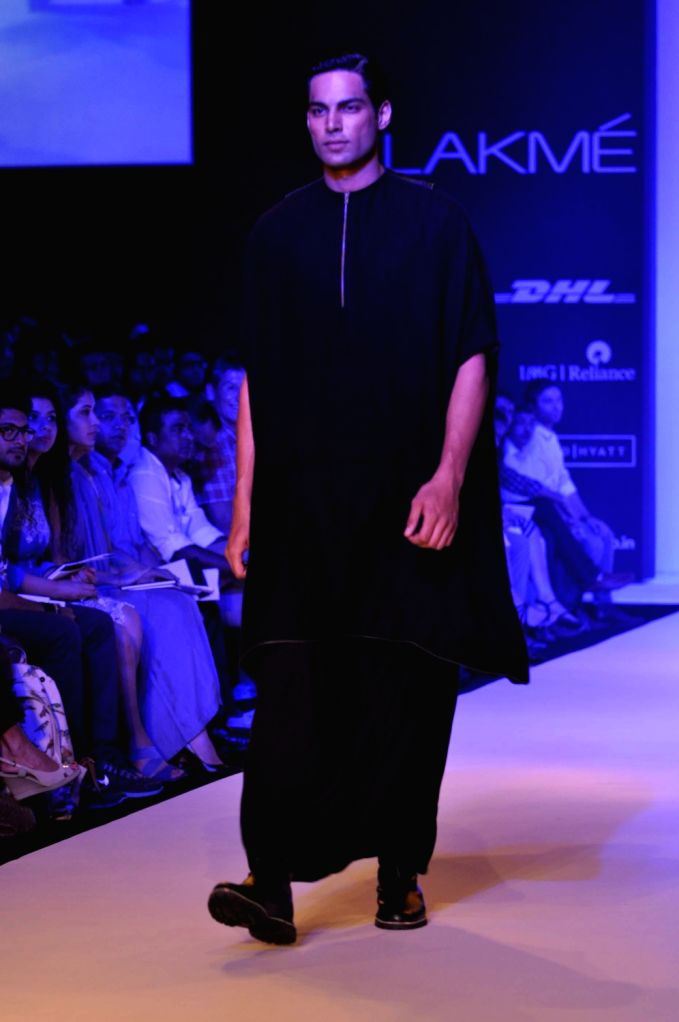 Designer DRVV's show at LFW Winter Festive 2013 - Day 4