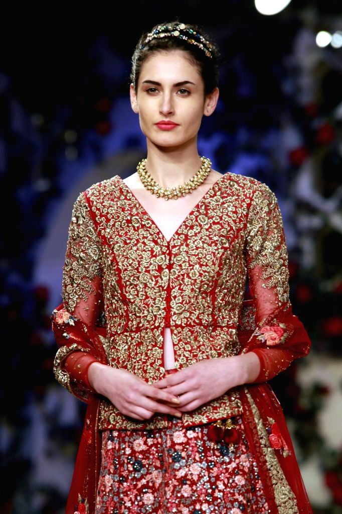India Couture Week 2016 - Varun Bhal