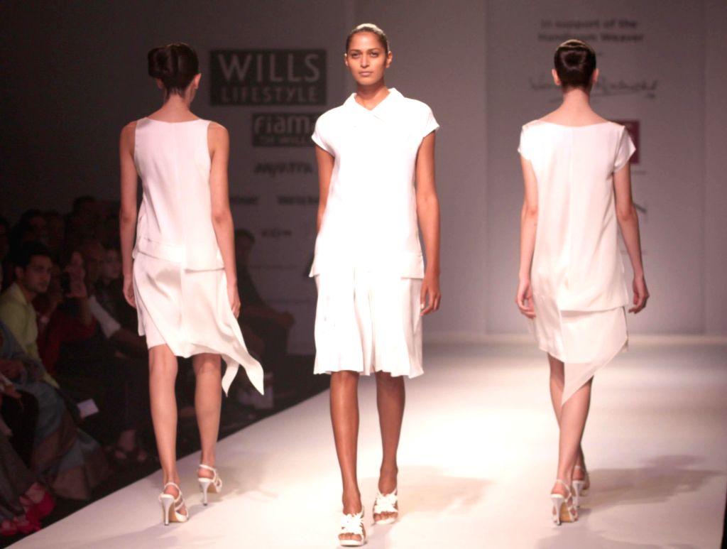 New Delhi: Wills LifestyleIndia Fashion Week Spring Summer 15 - Wendell ...